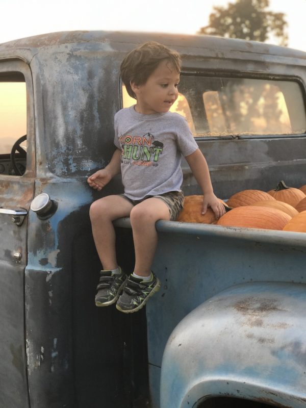 Adventures at a Pumpkin Patch: Peebles Farm - Augusta, AR