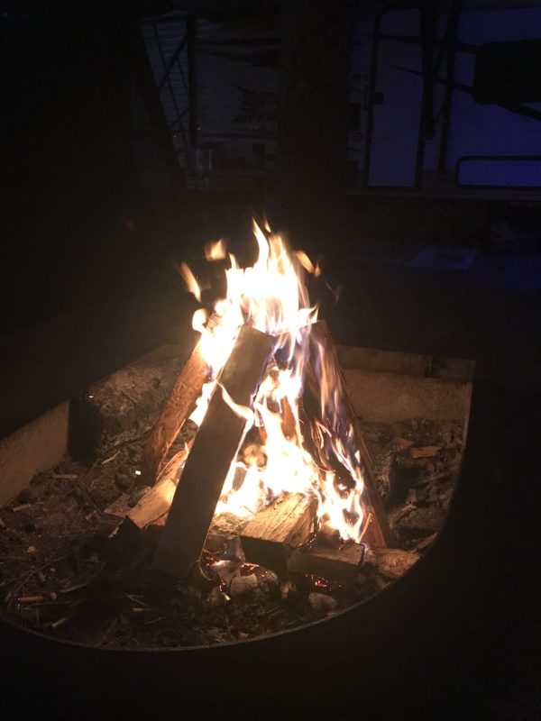 How to Build the Perfect Campfire